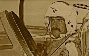 Hero pilot tells his extraordinary story of infamous Botany Bay plane ...