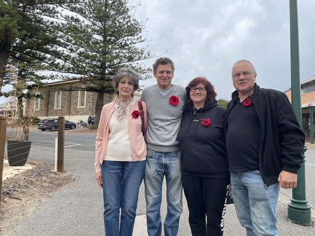 Anzac Day Dawn Service, Port Elliot | The Victor Harbor Times
