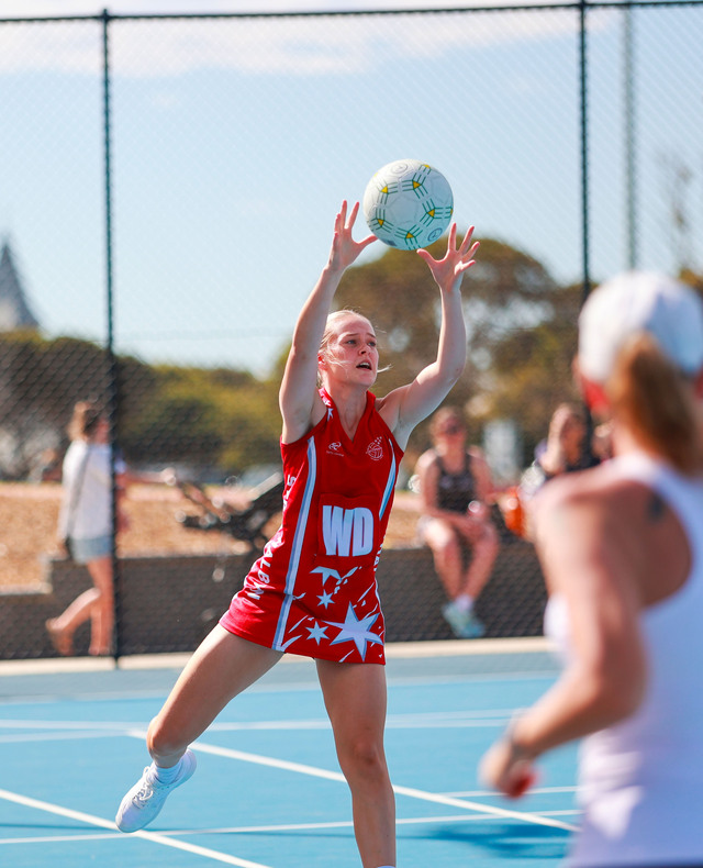 Victor win a tight one | The Victor Harbor Times